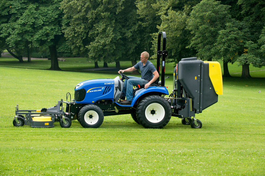New Holland - Mein Traktor - matev: Anbaugeräte für die Kommunaltechnik